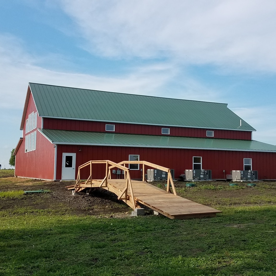 iowa barn wedding venues | absolute music dj | 563-581-1030